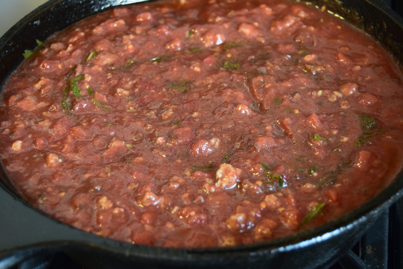 Deconstructed Meat Sauce Ravioli – The Devour Hour