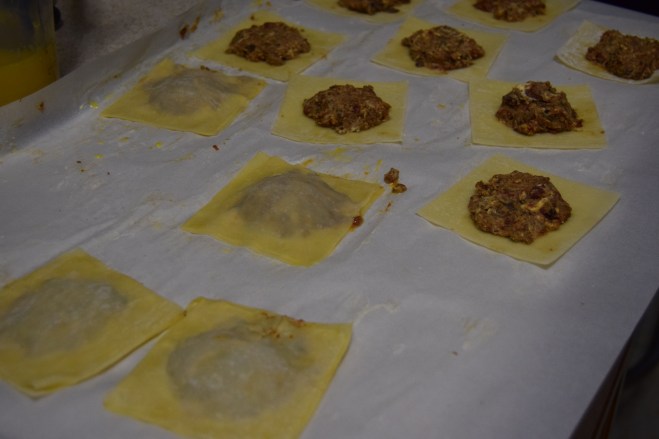 Deconstructed Meat Sauce Ravioli – The Devour Hour